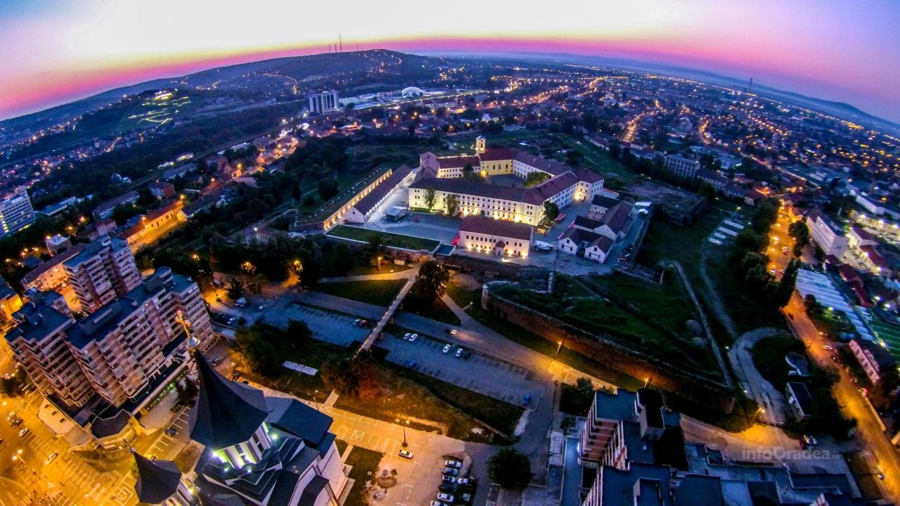 Expo foto Ovi D. Pop - "Zece ani de Cetatea Oradea, 2006-2016"